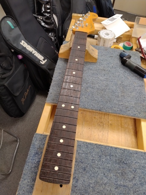 フレット、ナット交換: リペアショップPINE｜ギター、ベースの修理工房